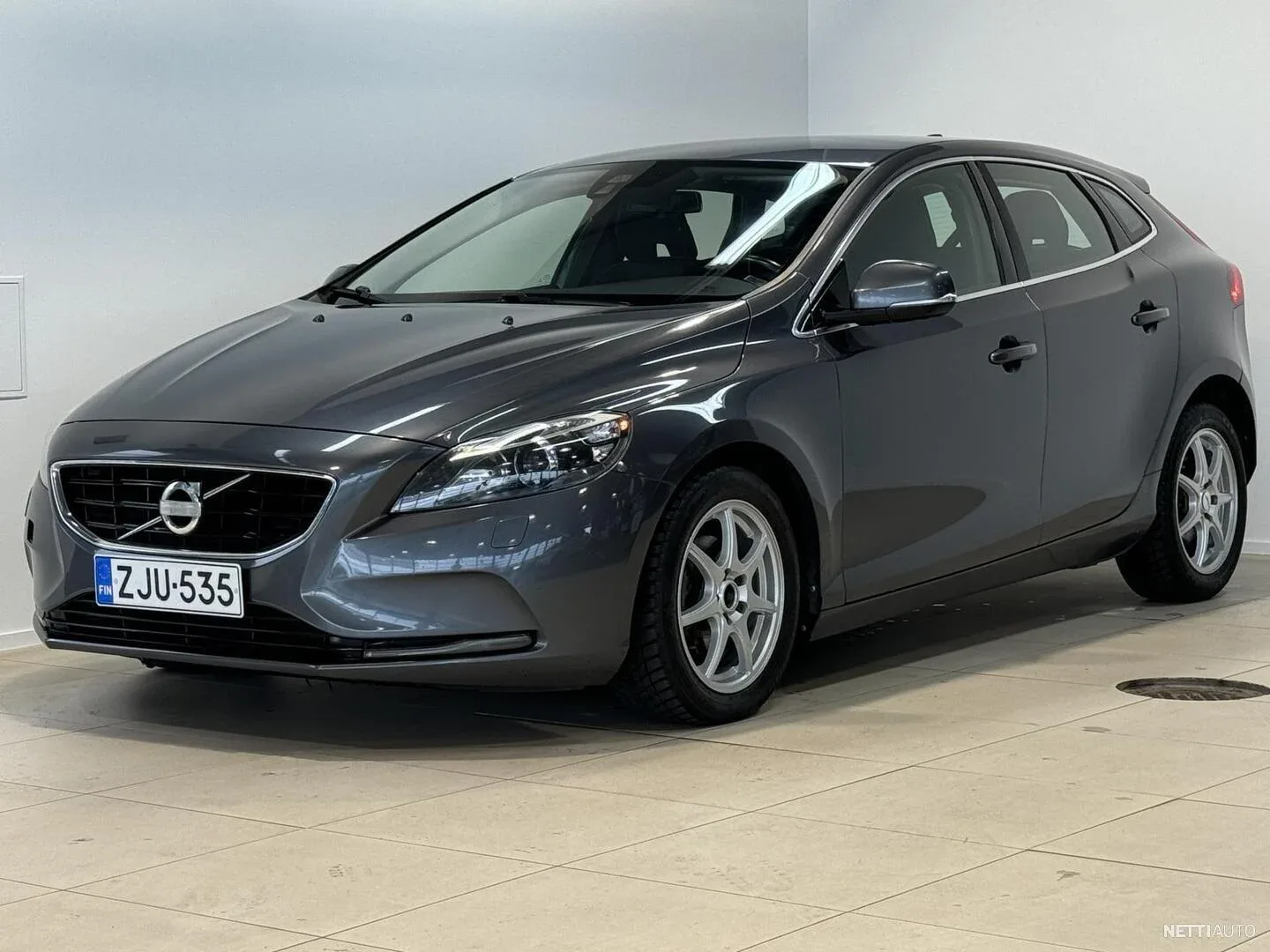 Volvo V40, D2 Momentum, Camera, Cruise, Digital instrument panel | ENON ...