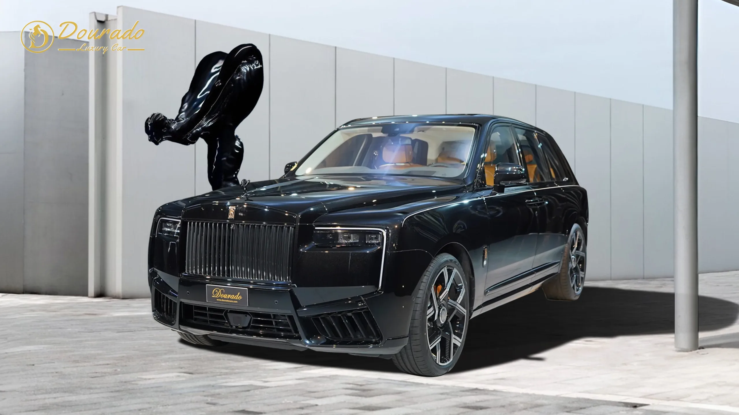 Rolls-Royce Cullinan Gasoline 2025 - Dourado Luxury Car